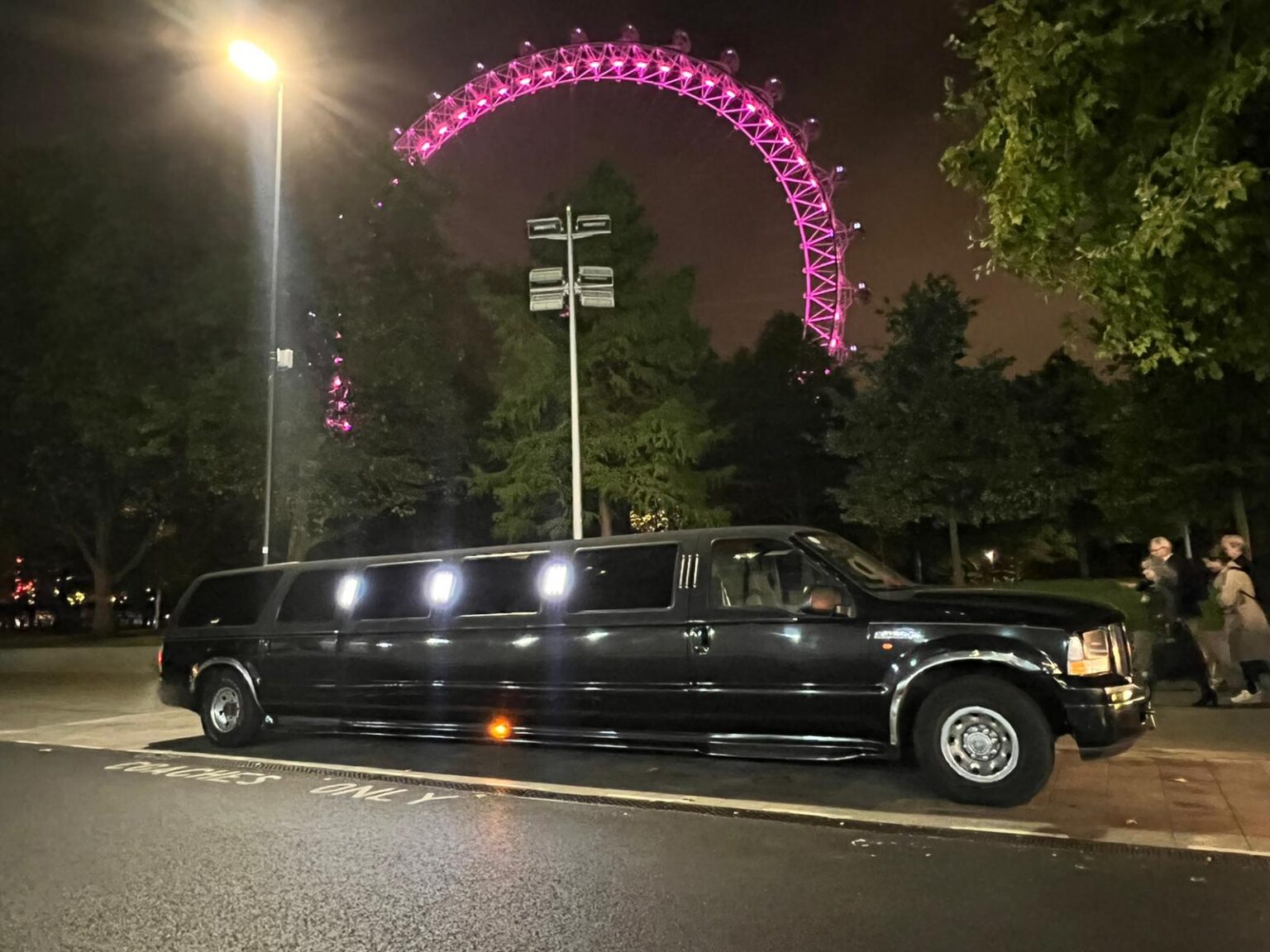#1 Limousine Hire Service In London - Easy Limo